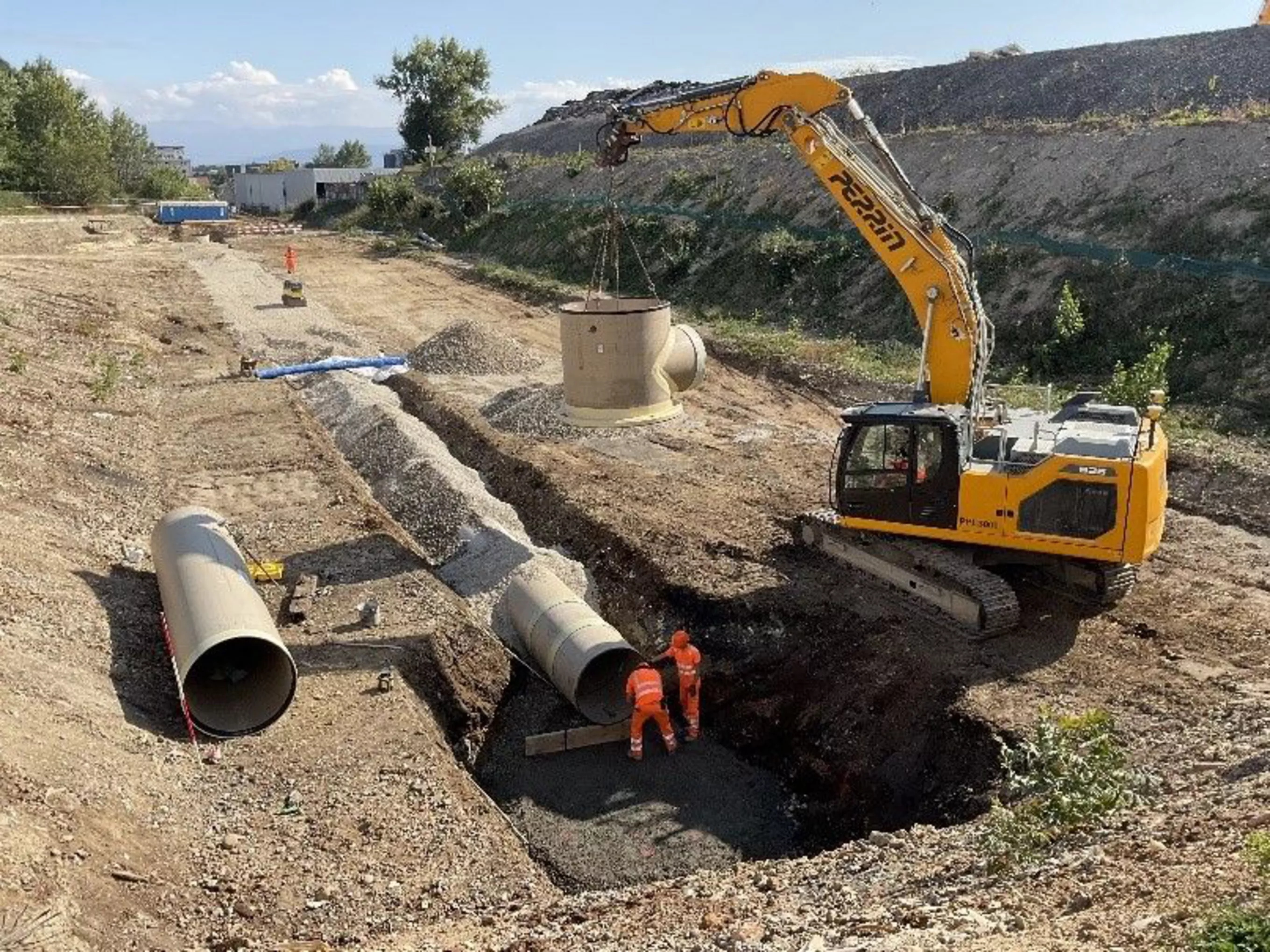 Gland Transshipment Platform: Civil and Railway Works | Projects ...